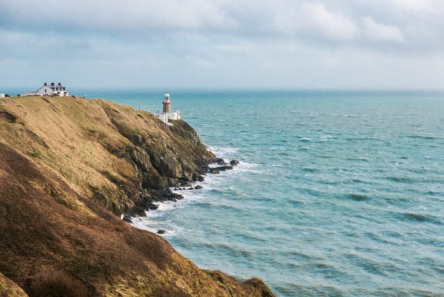 De paseo por Howth, el acantilado de Dublín - Me gusta volar
